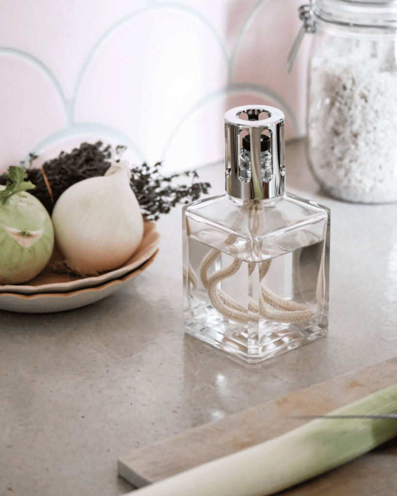 Lámpara catalítica beneficios: purifica y perfuma tu hogar